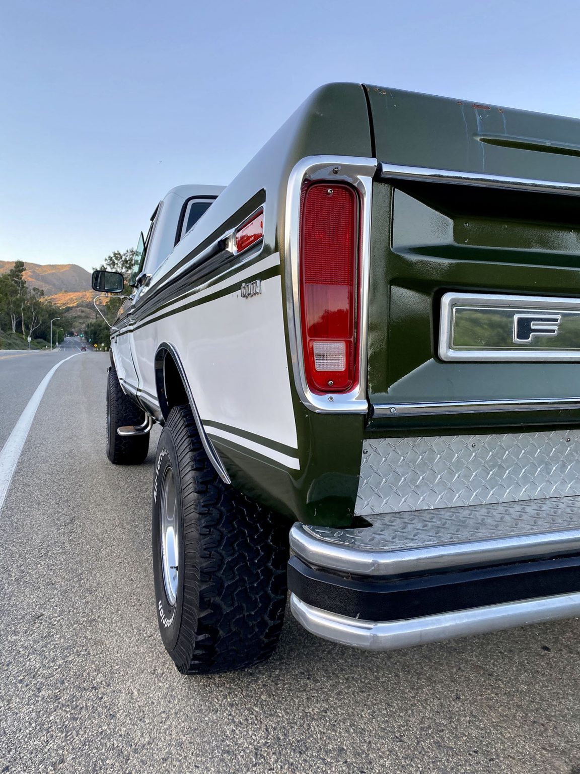 1976 Ford F-250 4×4 Highboy